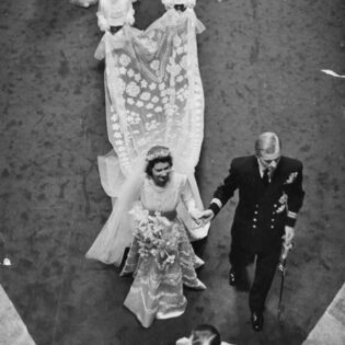 The Queen celebrates 65 years of marriage | Easy Weddings