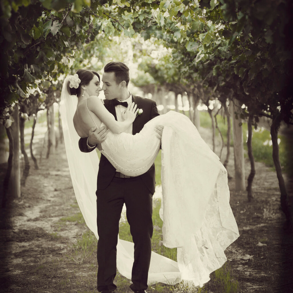Five ways to ensure stellar wedding photos | Easy Weddings