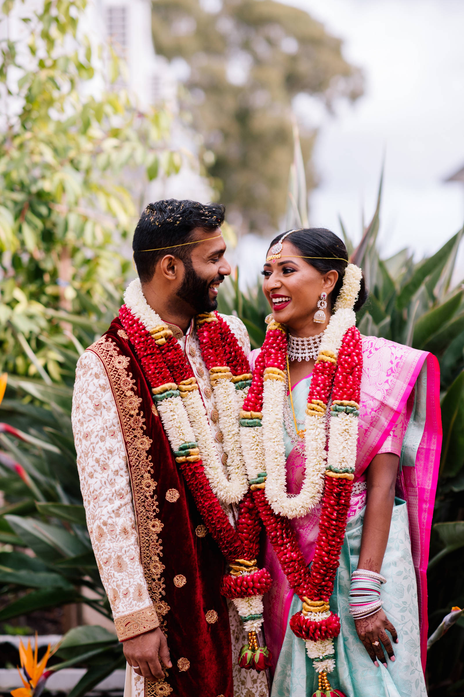 Carmel and Paul host 350 guests at classic wedding in Adelaide | Easy ...