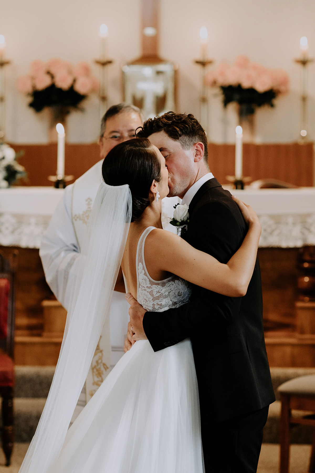 Better together: Jenna and Riley celebrate elegant wedding on stormy ...