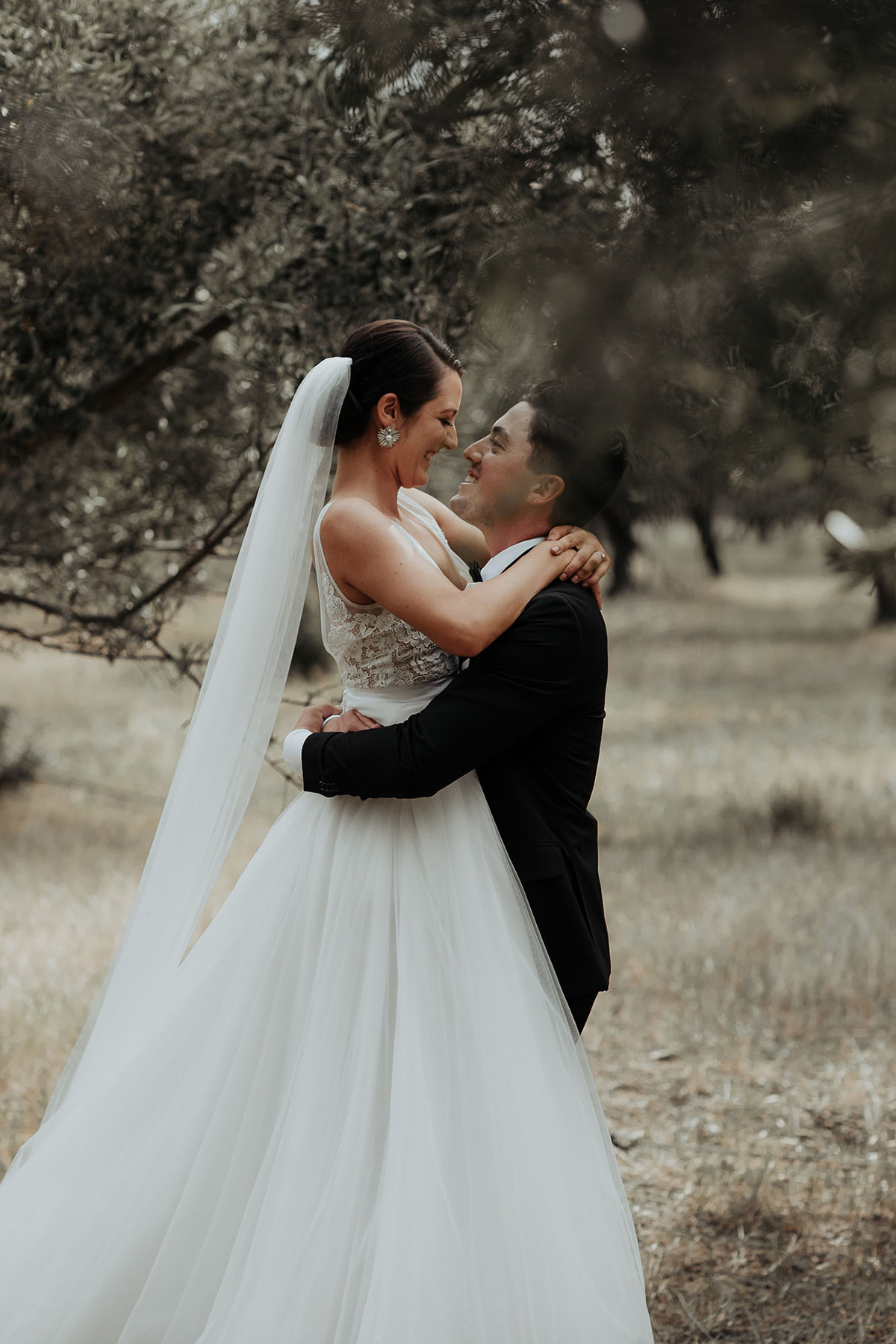 Better together: Jenna and Riley celebrate elegant wedding on stormy ...