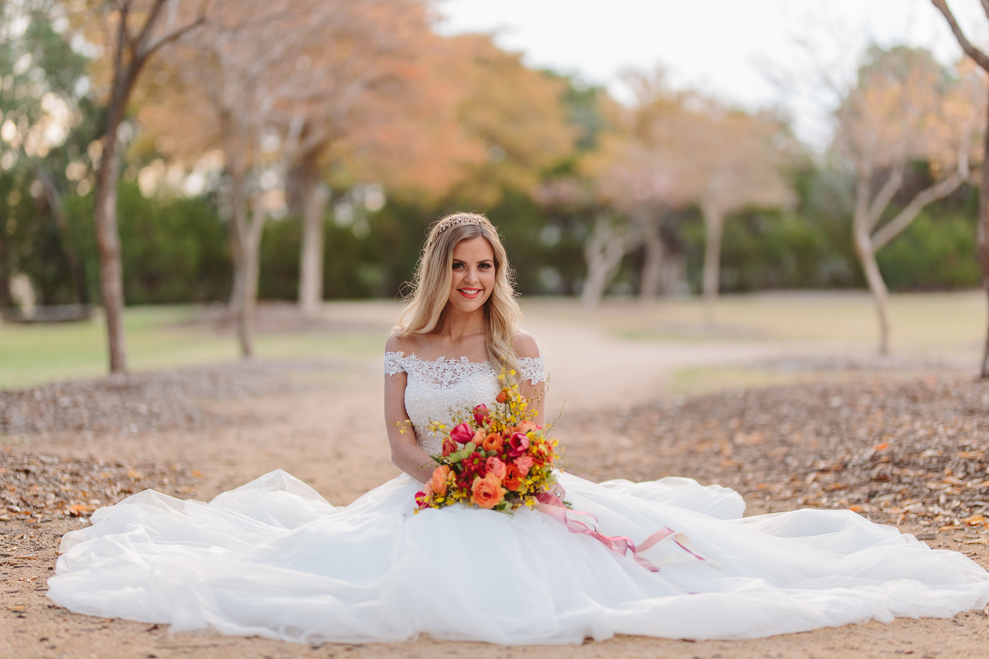 Splash of colour wedding inspiration by Piccolo Petalo Florals | Easy ...
