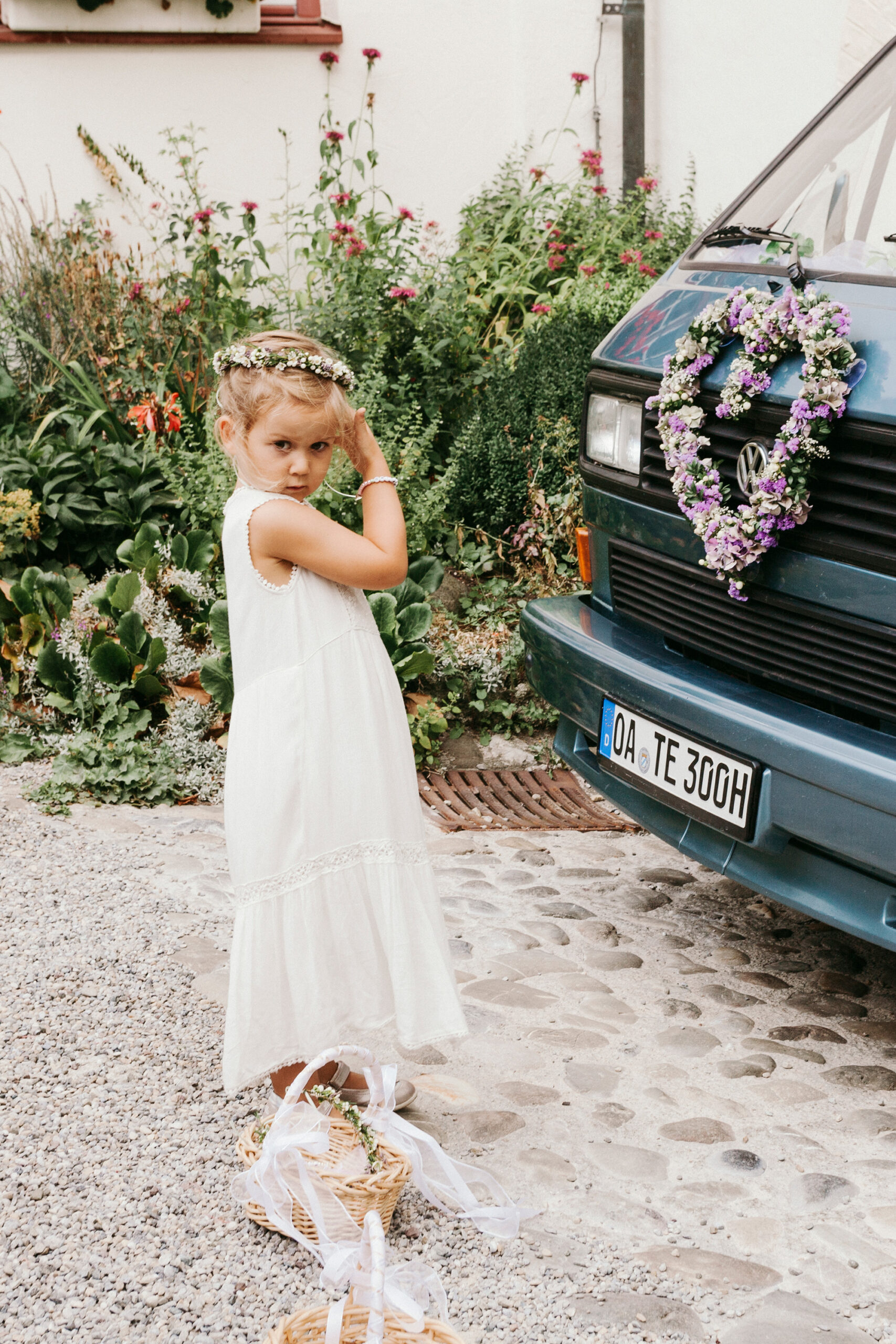 When love is a world away: Elli and Terry marry at German castle ...