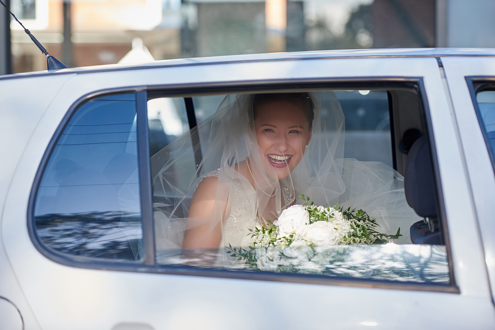 Verity and James celebrate classic Melbourne wedding 'fit for royals ...