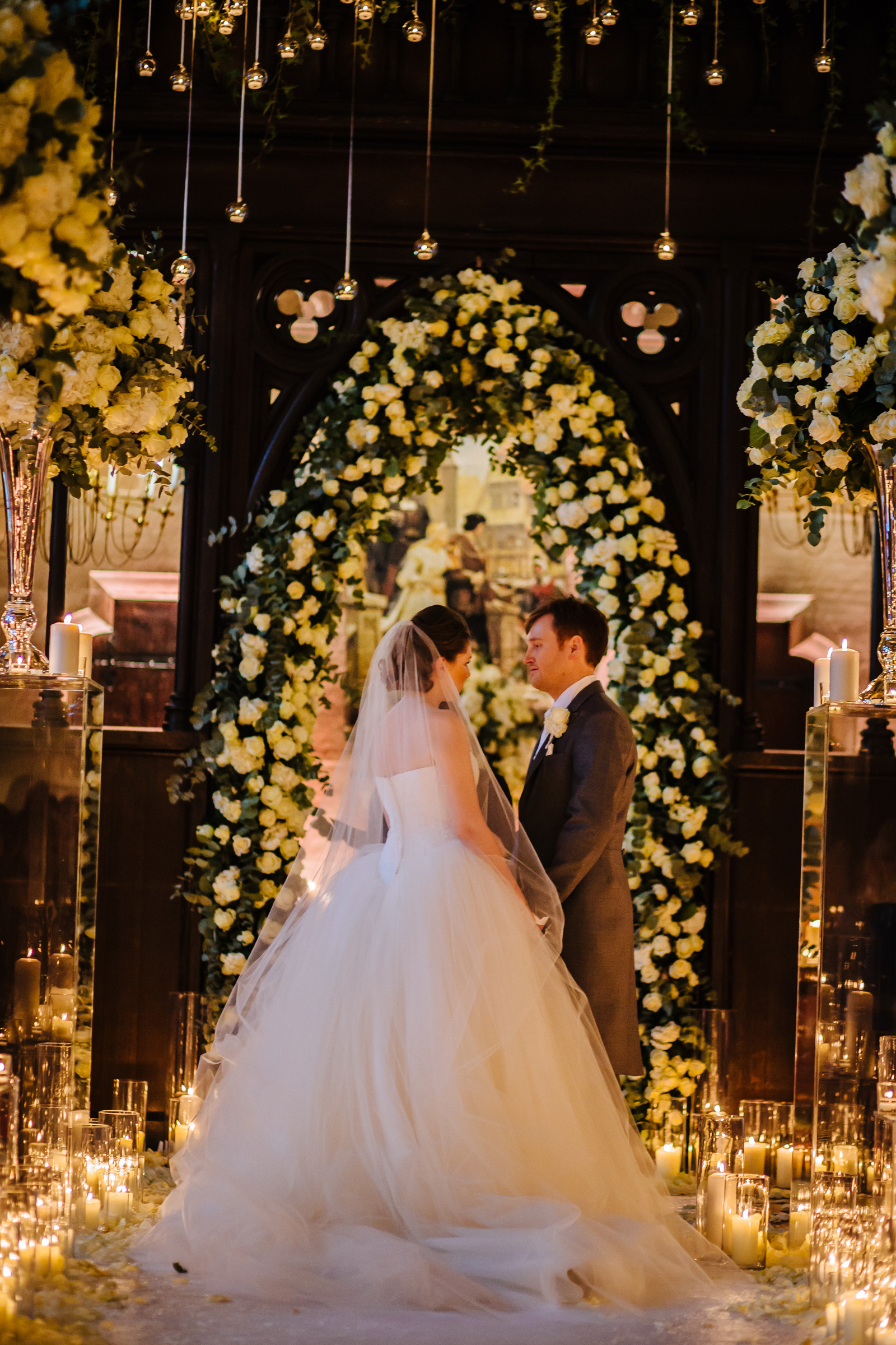 All white on the night: Snow falls at Katie and Joe's New Year's Eve ...