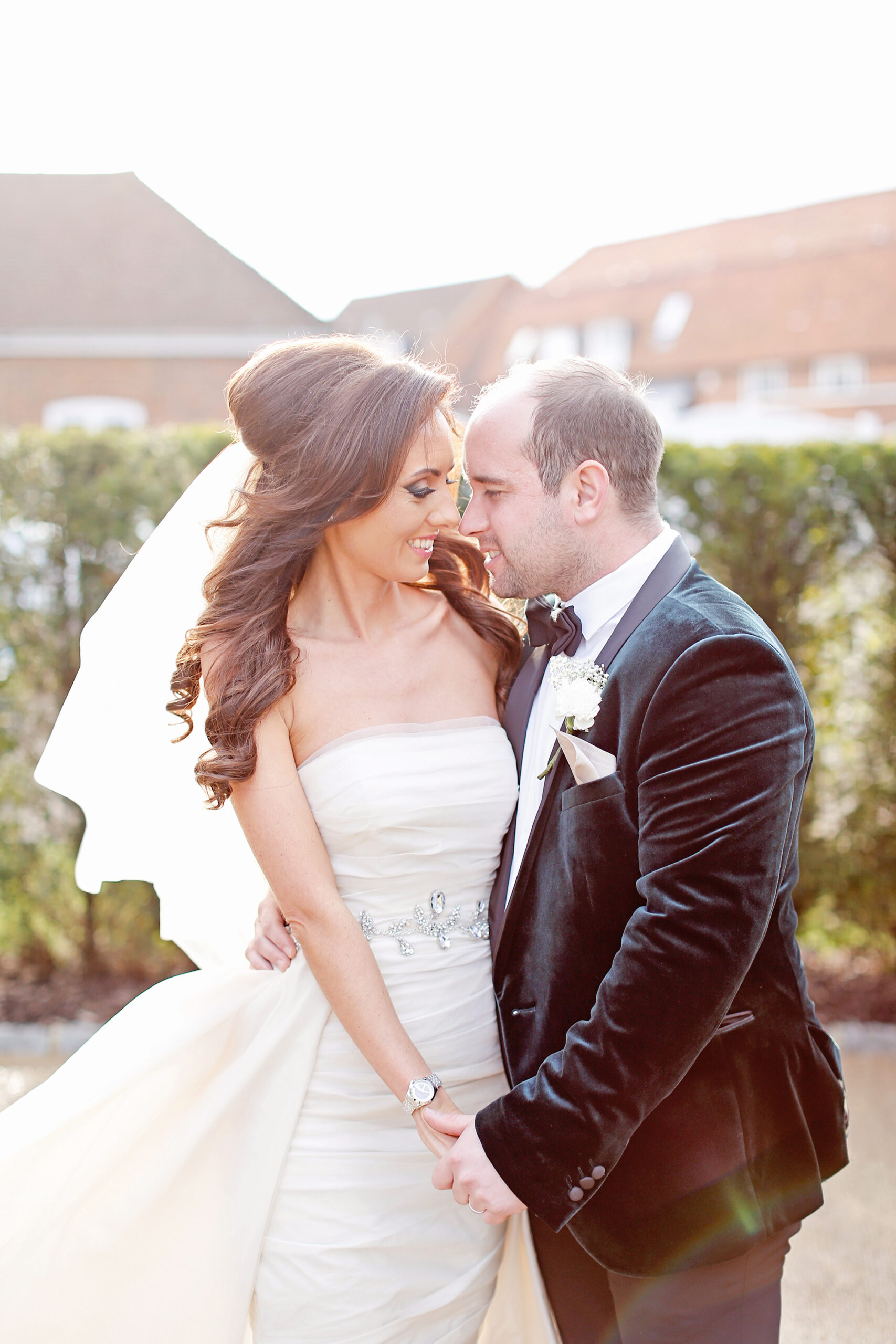 Rachel and Jamie take glamour to the countryside at luxury wedding ...