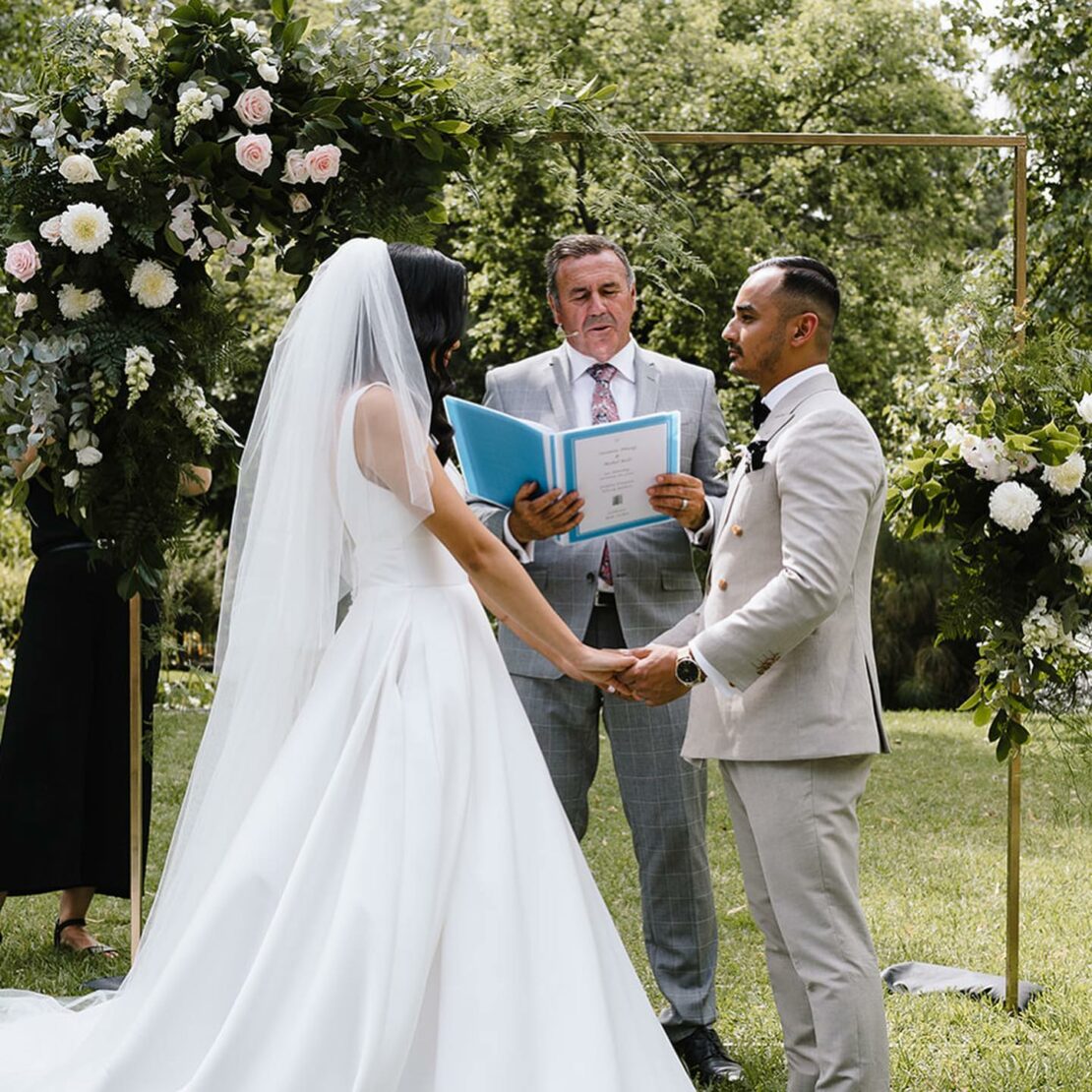 Marriage Celebrant | Easy Weddings