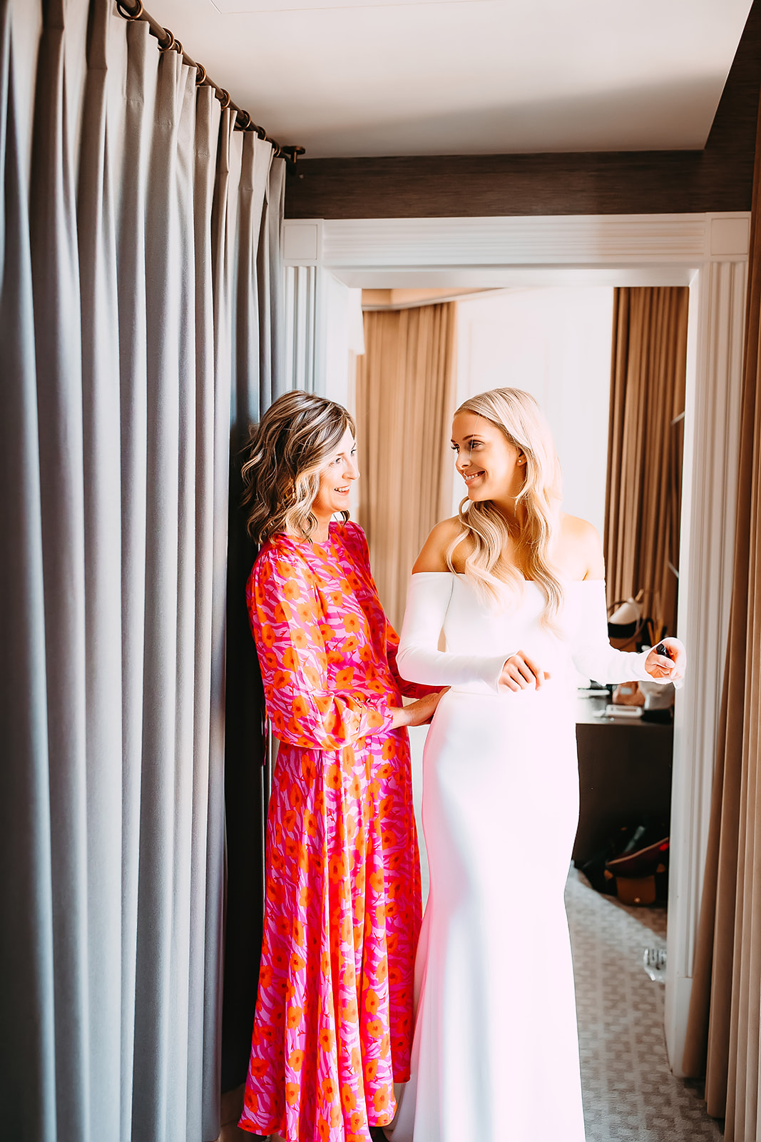 An epic dance party ensued at this romantic Kimpton Fitzroy wedding ...