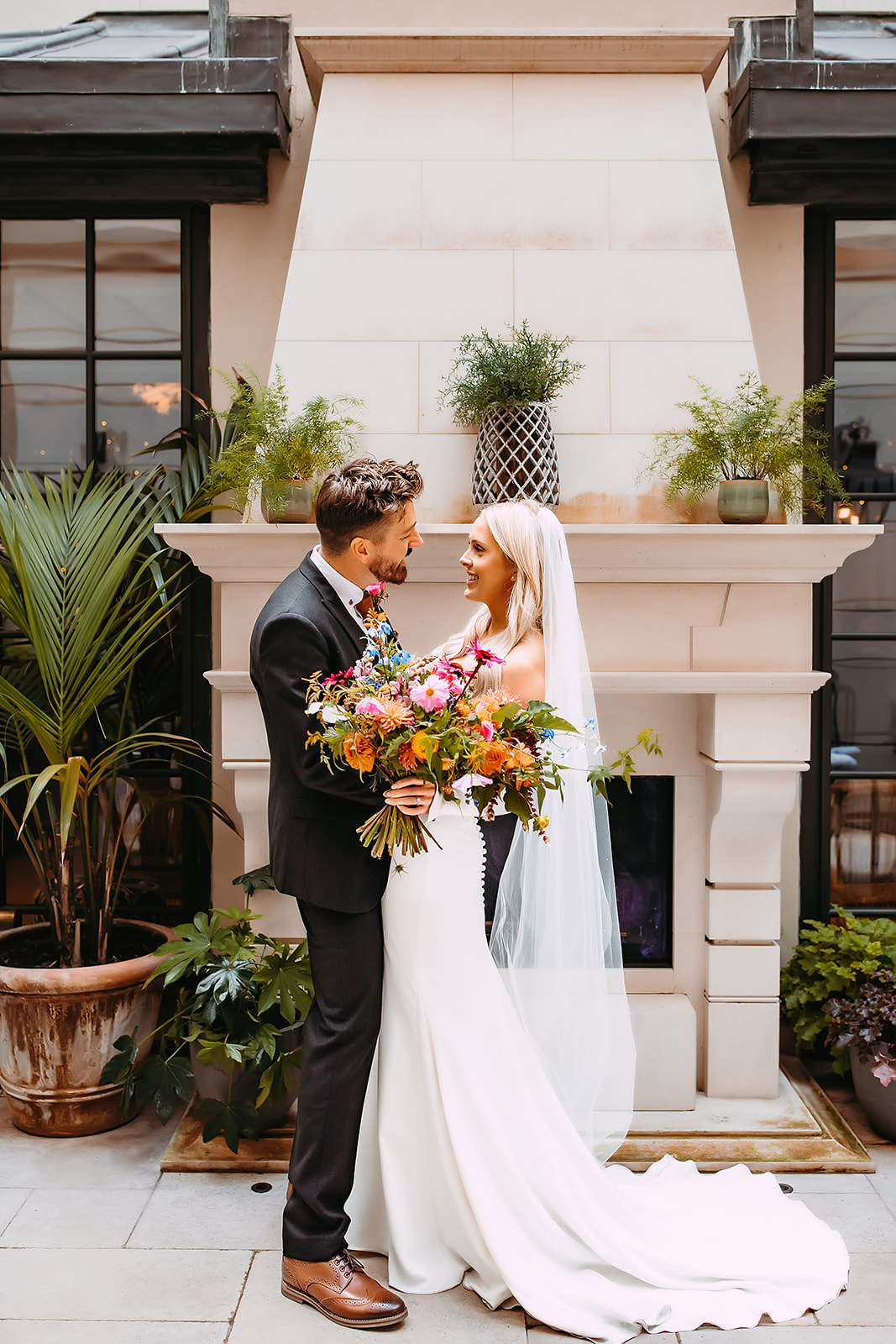 An epic dance party ensued at this romantic Kimpton Fitzroy wedding ...