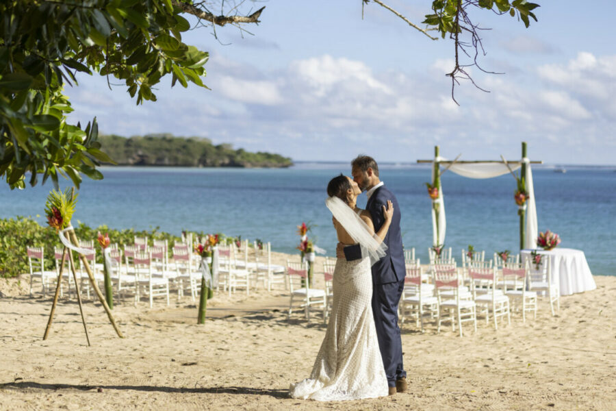 How do you get legally married at a Fiji destination wedding? | Easy ...