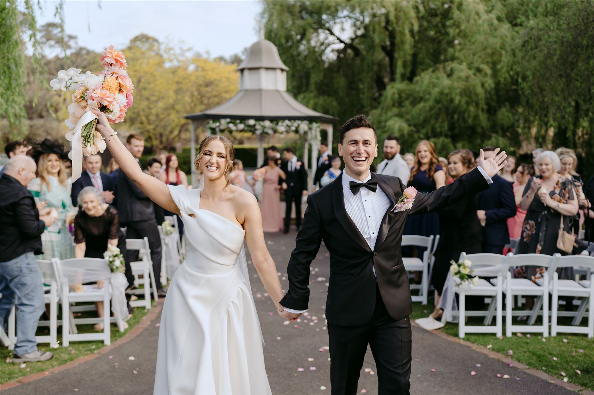 Modern romance for Madeline and Aran at Ballara Receptions