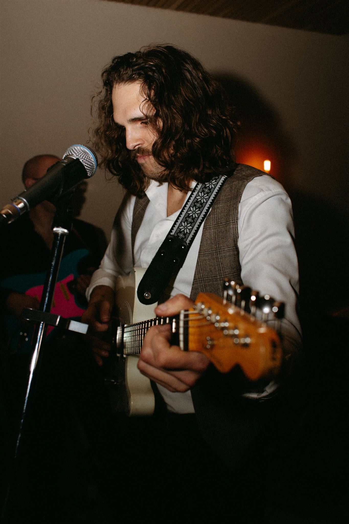 Little Wolf Entertainment: Professional wedding musicians leading the ...
